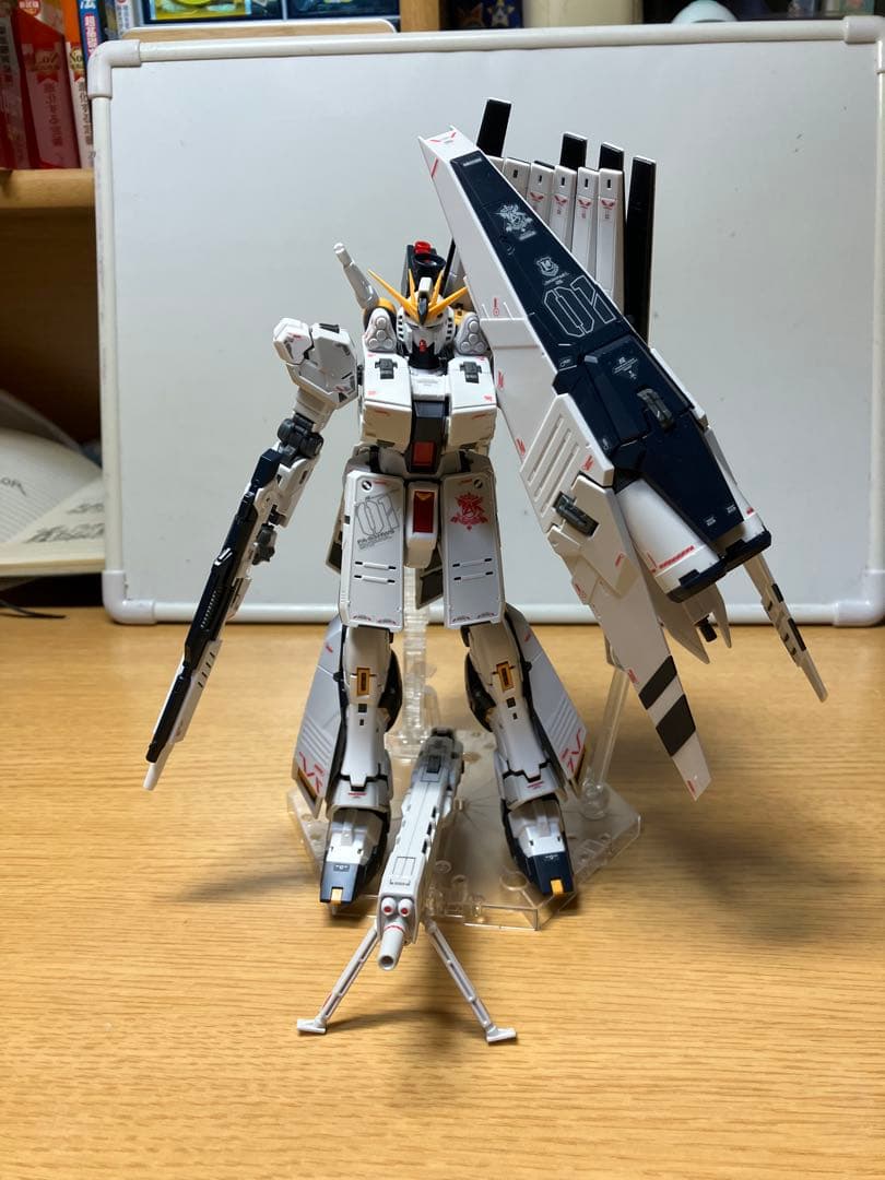 RG 1/144 ニューガンダムHWS(組み立て済み)