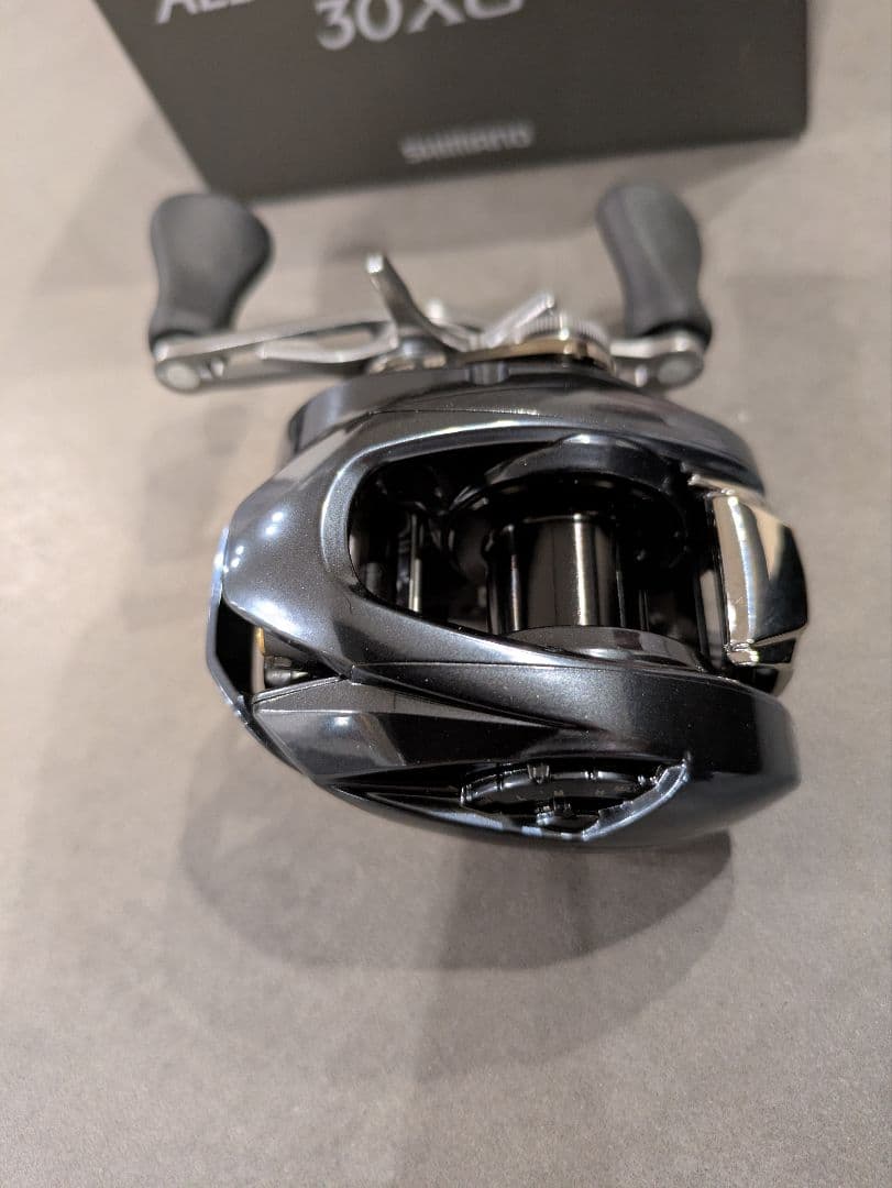 【美品】SHIMANO ALDEBARAN DC 30XG