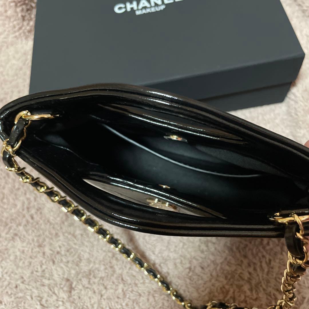CHANEL キルティング エナメル加工バッグCHANEL31ノベルティ