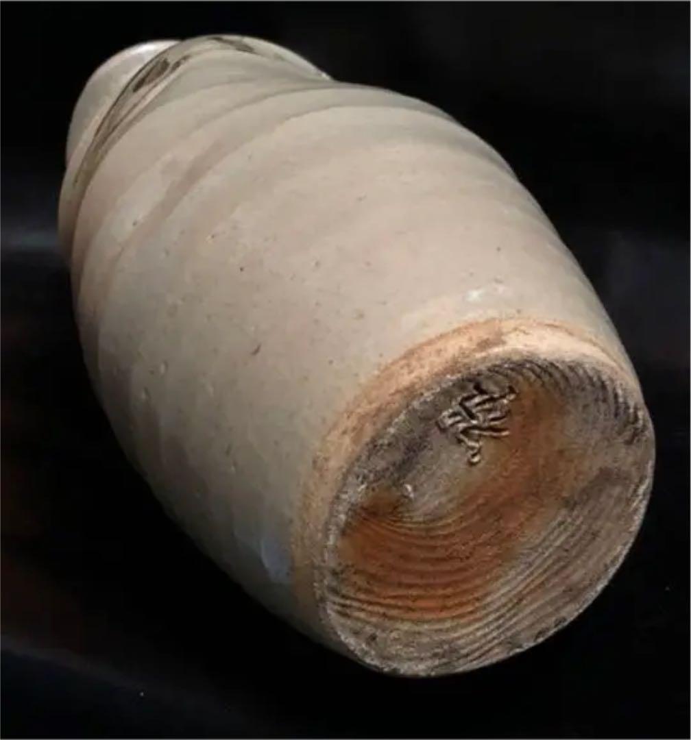 究極の美◼️蔵からかなり雰囲気のある良さそうな壺が出て来ました。花道具、古美術品