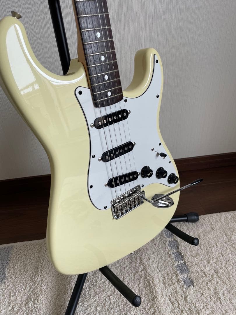 FENDER JAPAN st72ストラトキャスタ