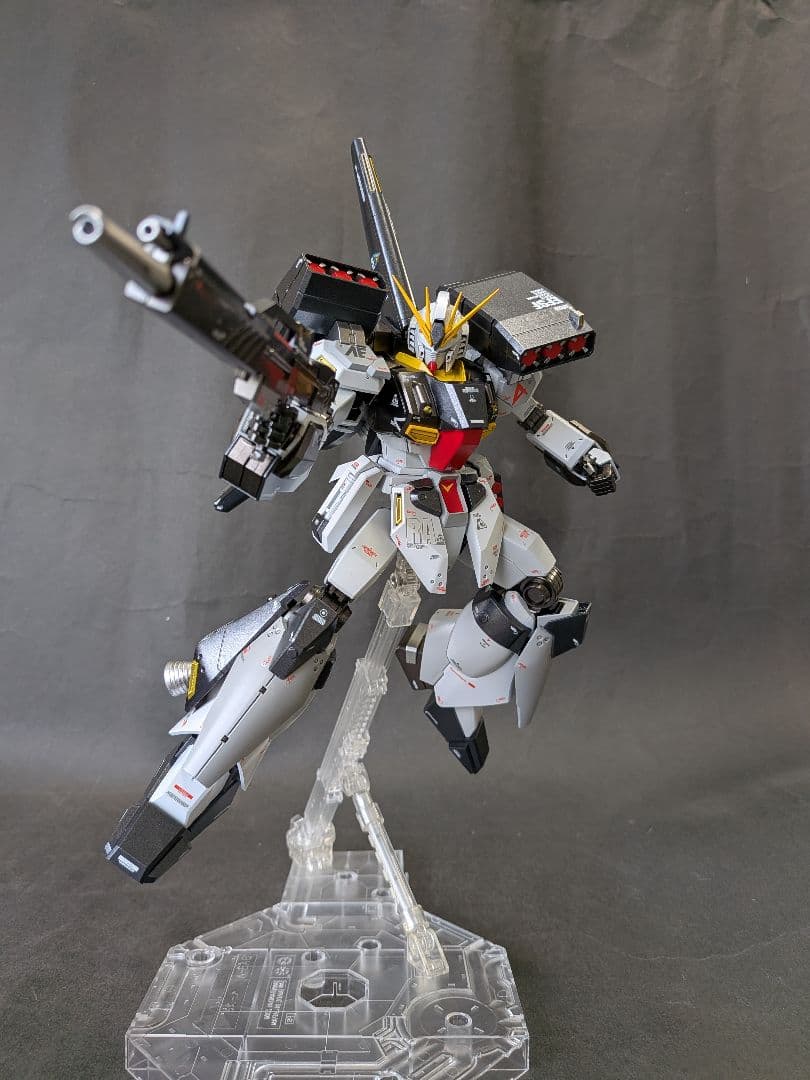 MG アムロ・レイ専用スタークジェガン（νガンダムカラー）全塗装完成品