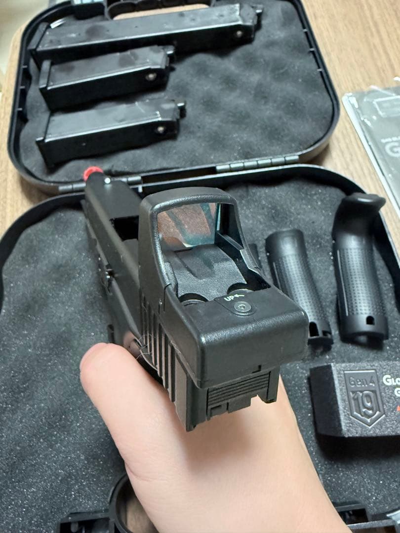 【美品】マルイGlock G19 Gen4 フルセット ドットサイト付