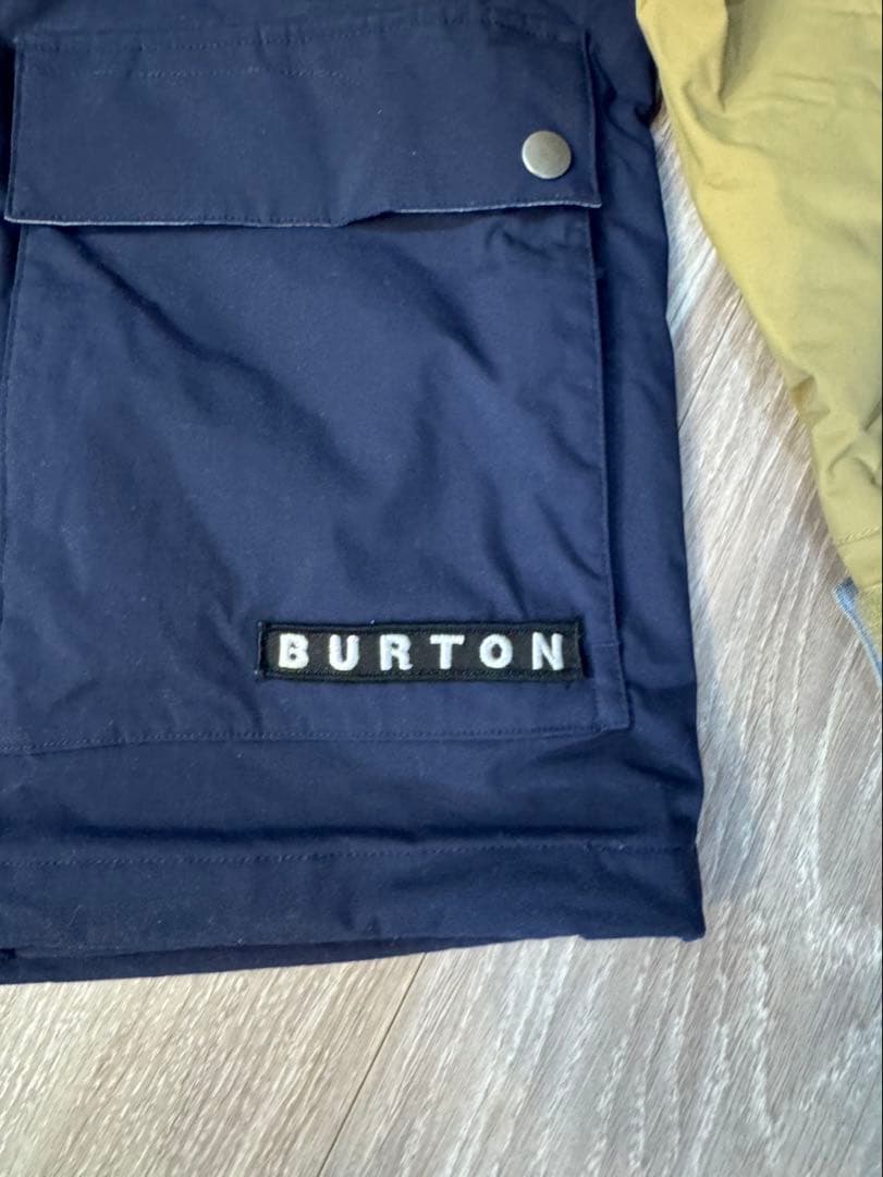 Burton バートン　スノーボードウェア　ジャケット