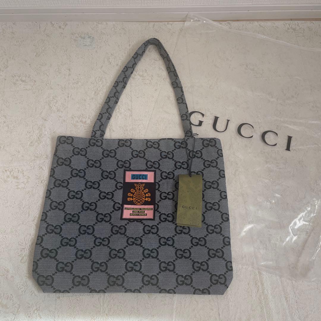 【新品未使用】 GUCCI ロゴトートバッグ　ノベルティ海外VIP限定品