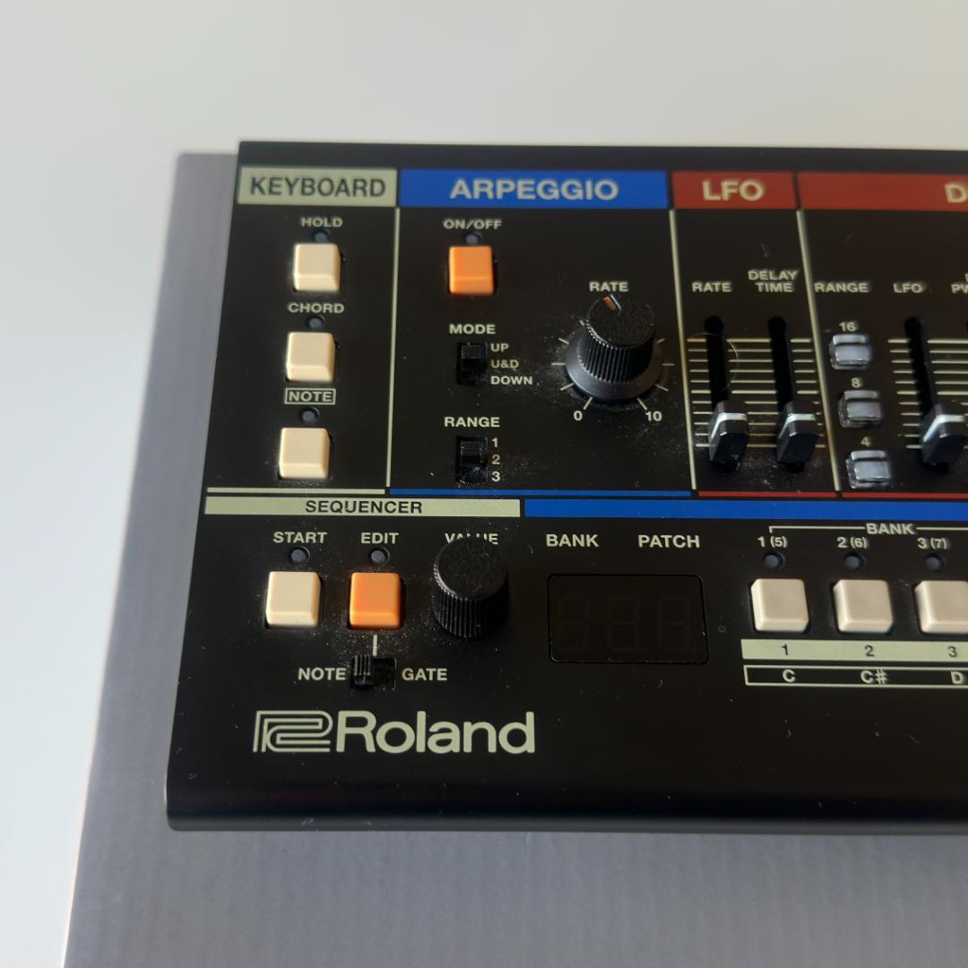 鍵盤楽器 Roland Boutique JU-06A