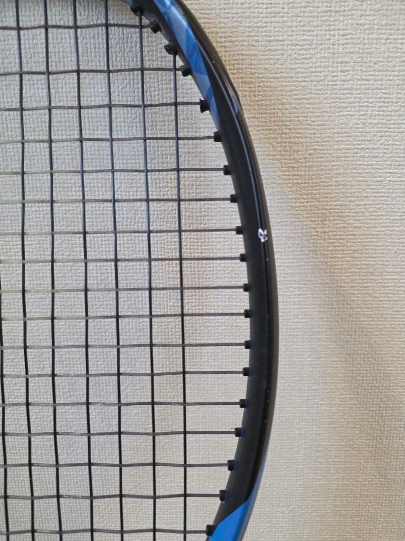 YONEX 硬式テニスラケット　EZONE 100