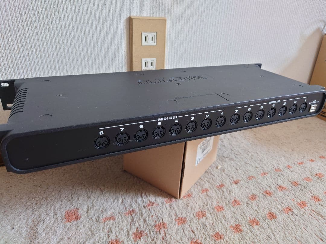 MOTU MIDIEXPRESS128 8in9out midiインターフェイス