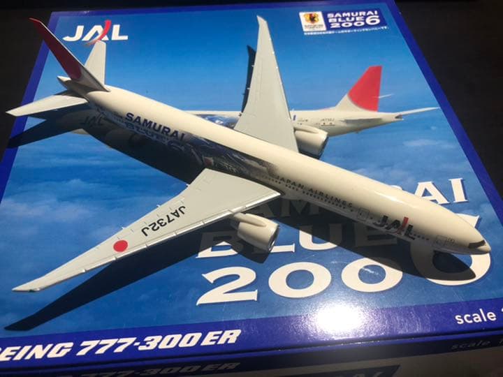 1/400 B-777 JAL SAMURAI BLUE 希少な懸賞品