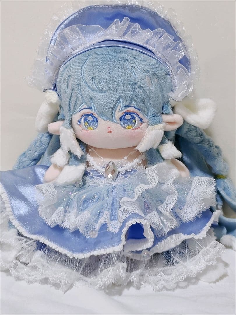ぬいぐるみ服　20cm　新品　現品着せ替え　ドレス　ワンピース　宮廷　豪華