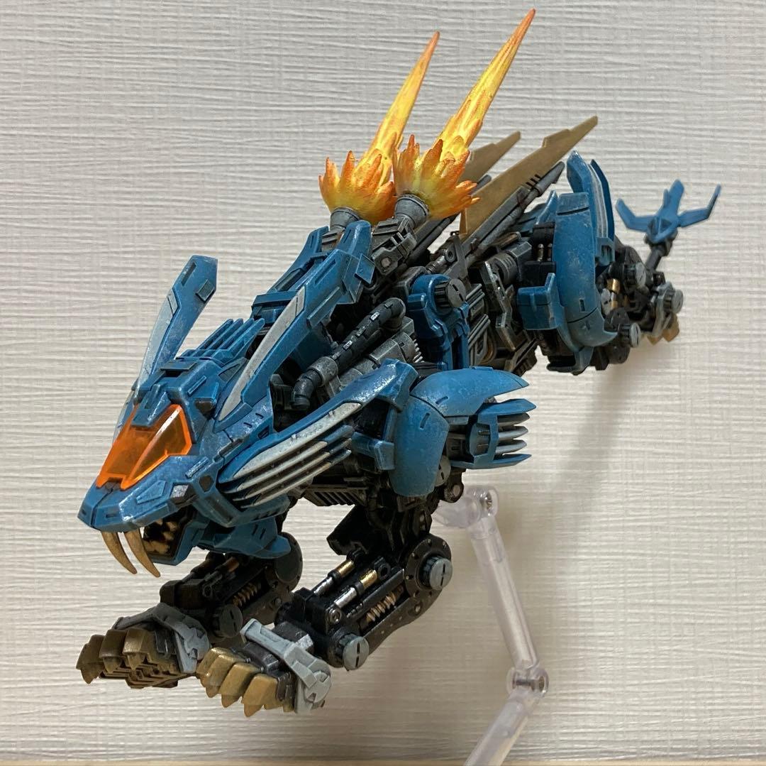 ブレードライガー完成品　ゾイド zoids ZOIDS リアライズモデル