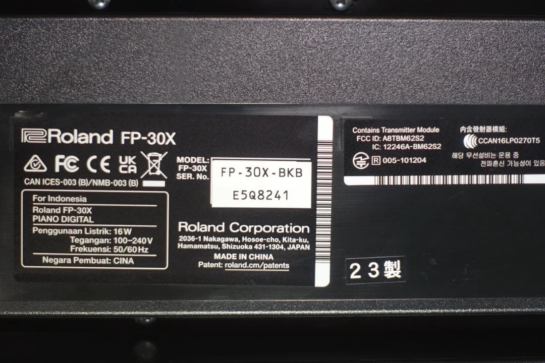 Roland FP-30X デジタルピアノ 88鍵 キレイ 23年製