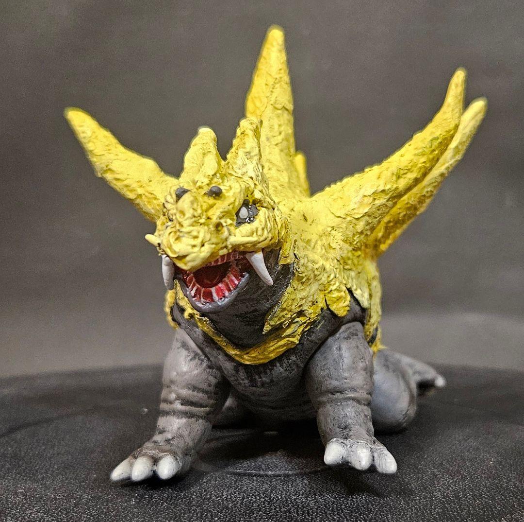 ウルトラ怪獣ソフビ　エドマフィラ(パゴス)リペイント完成品