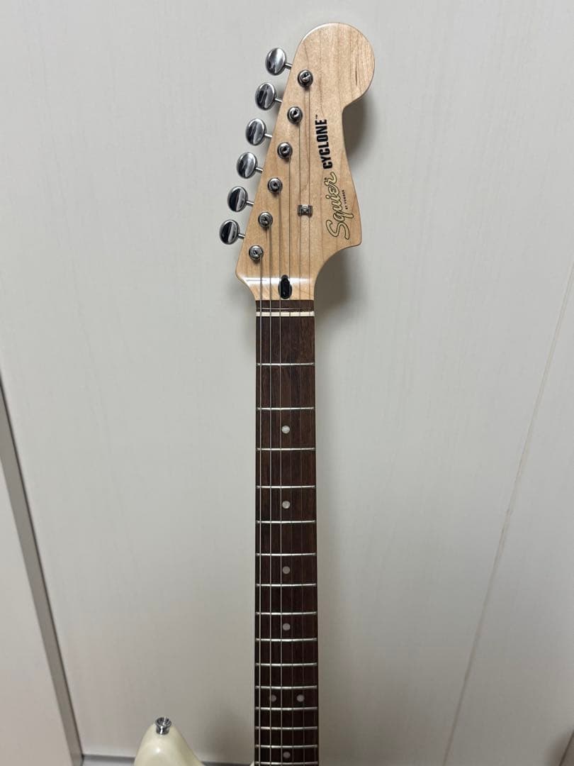 【美品】Squier by Fender Paranormal Cyclone