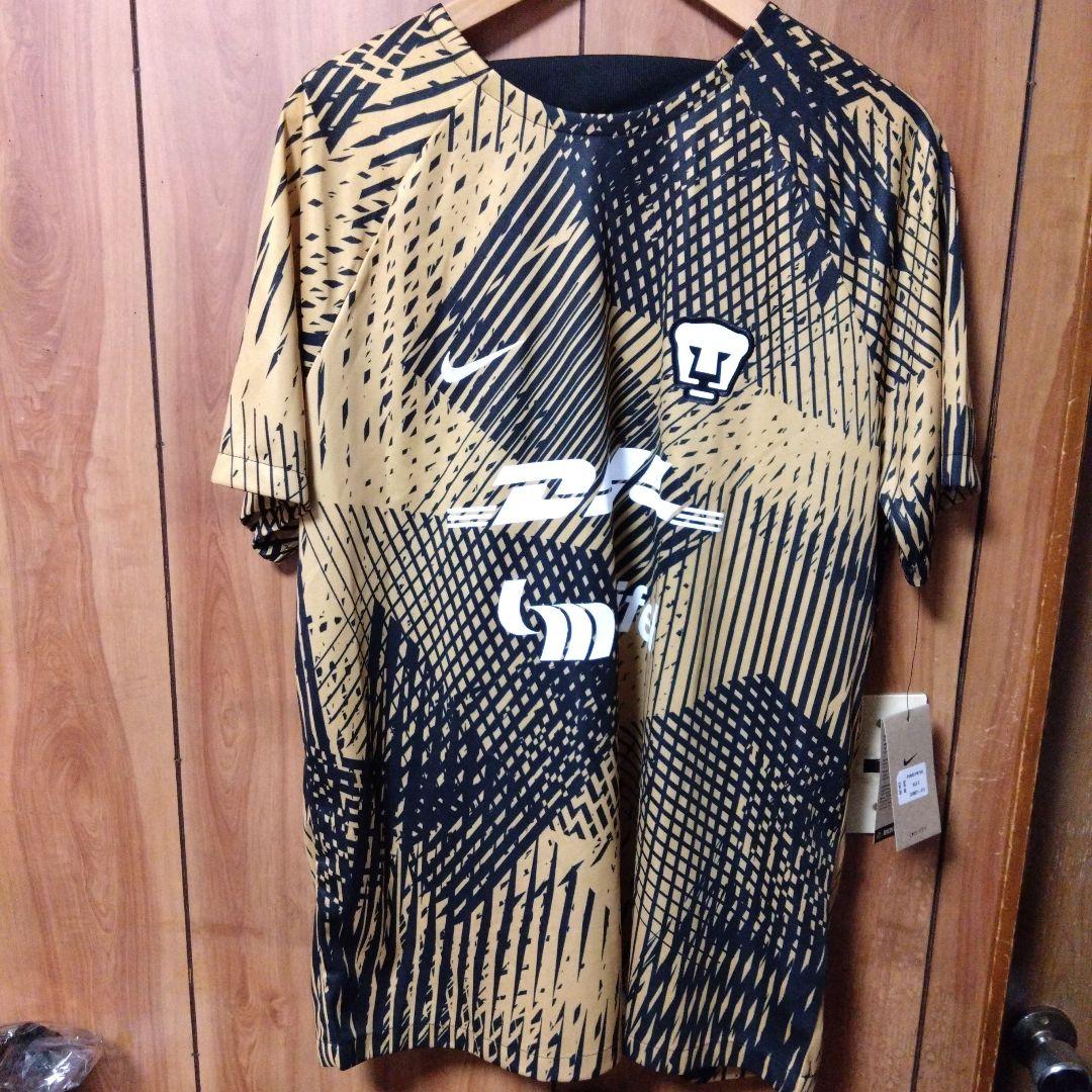 ウェア NIKE PUMAS UNAM PRE MATCH JERSEY
