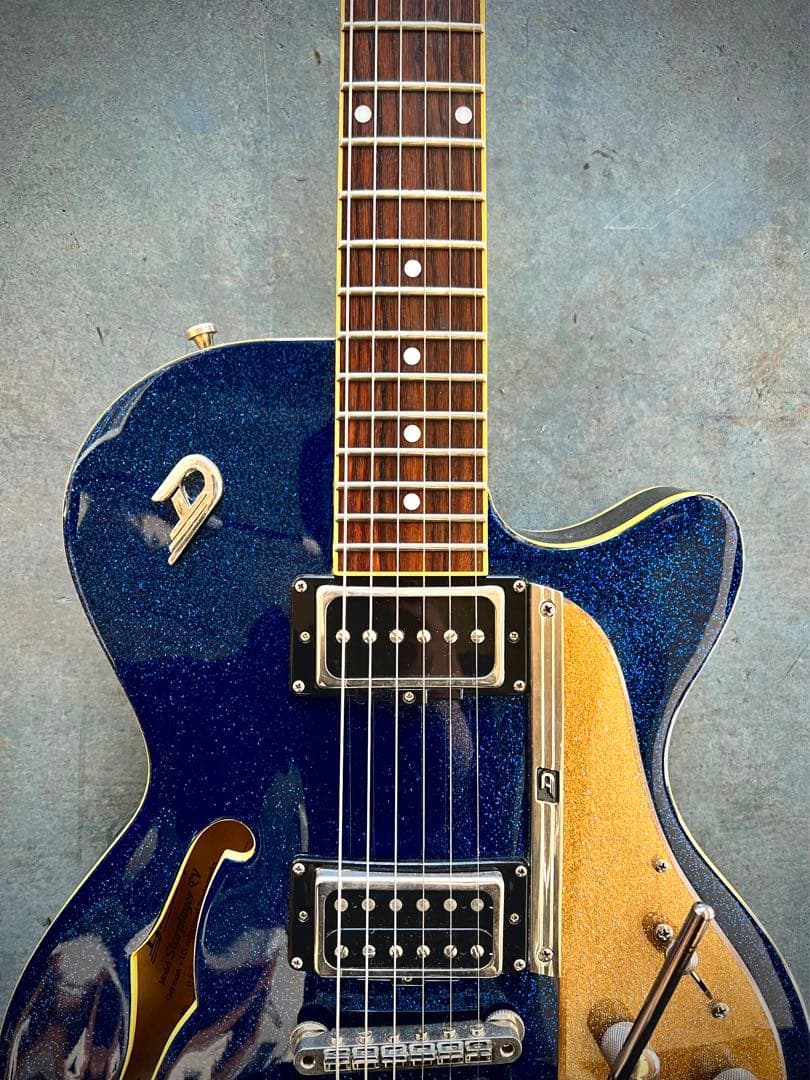 ギター Duesenberg Starplayer TV Blue Sparkle