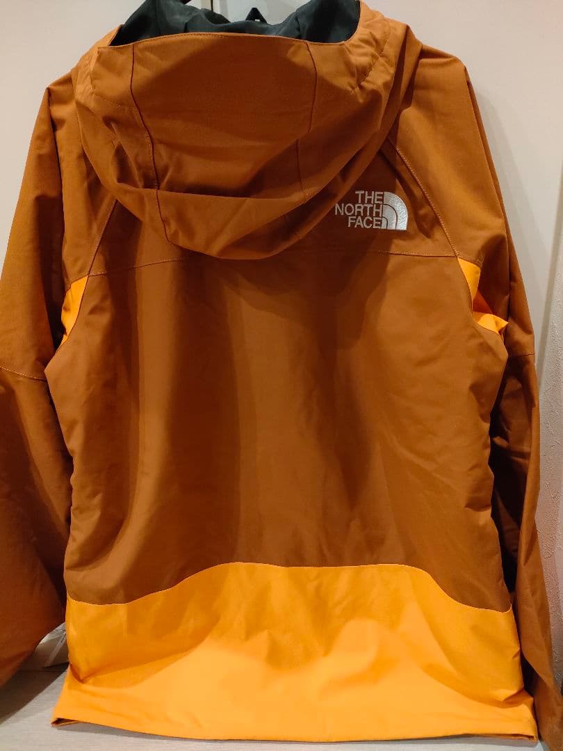 新品 THE NORTH FACEザノースフェイス　スキー&スノーボードウェア