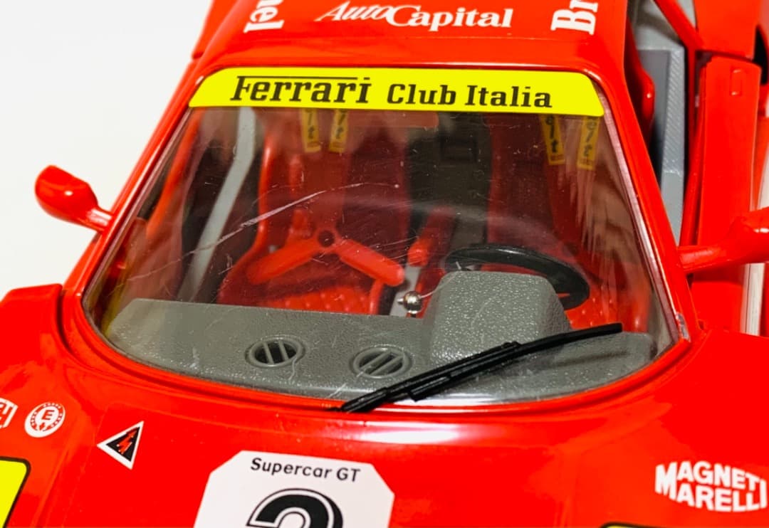 フェラーリ　Ferrari F40 ダイキャストモデル　1/18モデル　希少