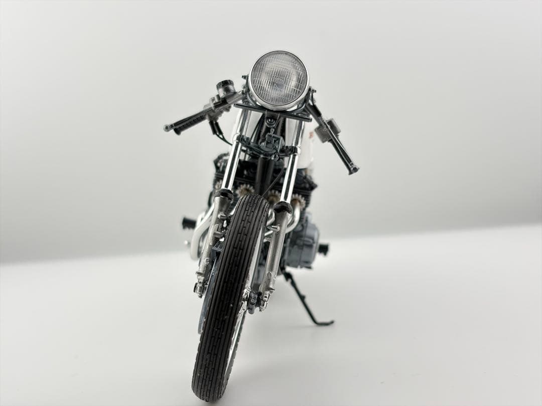 アオシマ 1/12　ホンダ CB400FOUR カスタム 塗装済 完成品