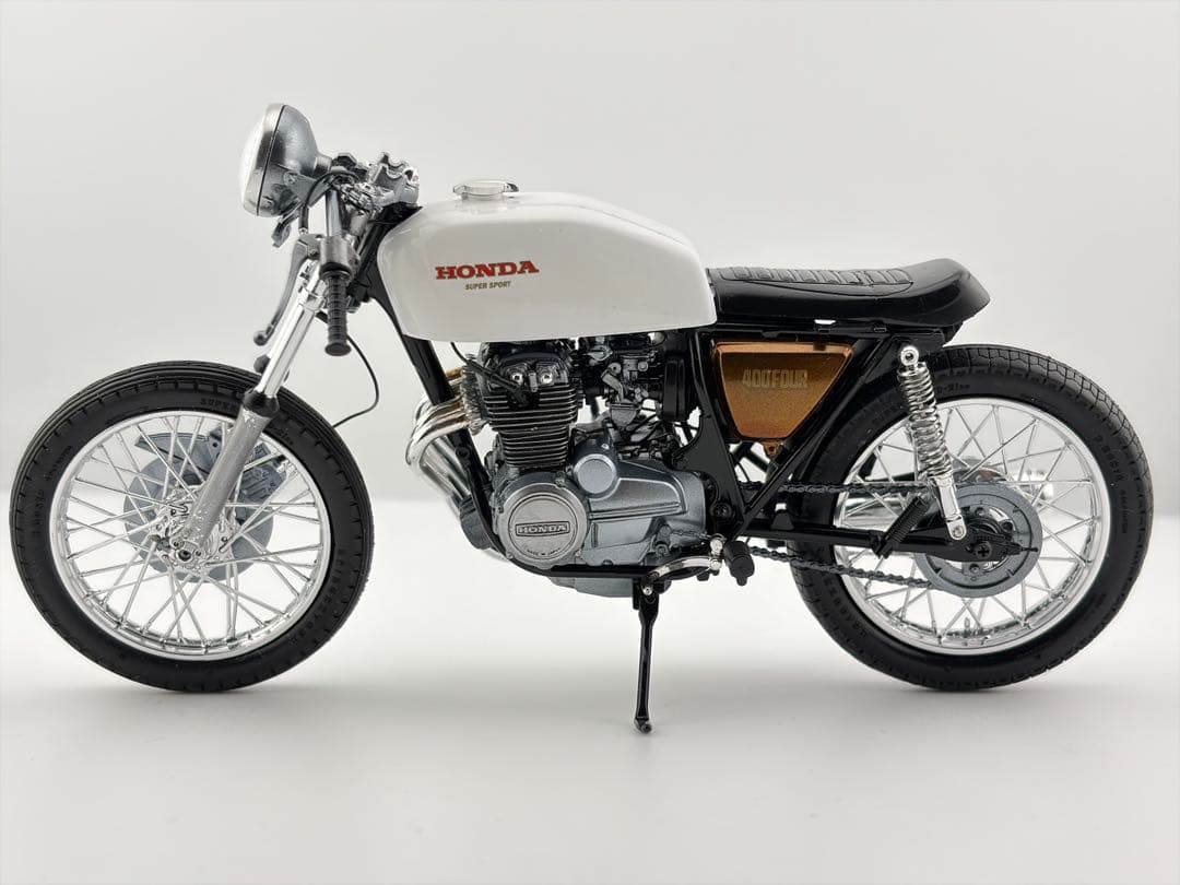 アオシマ 1/12　ホンダ CB400FOUR カスタム 塗装済 完成品
