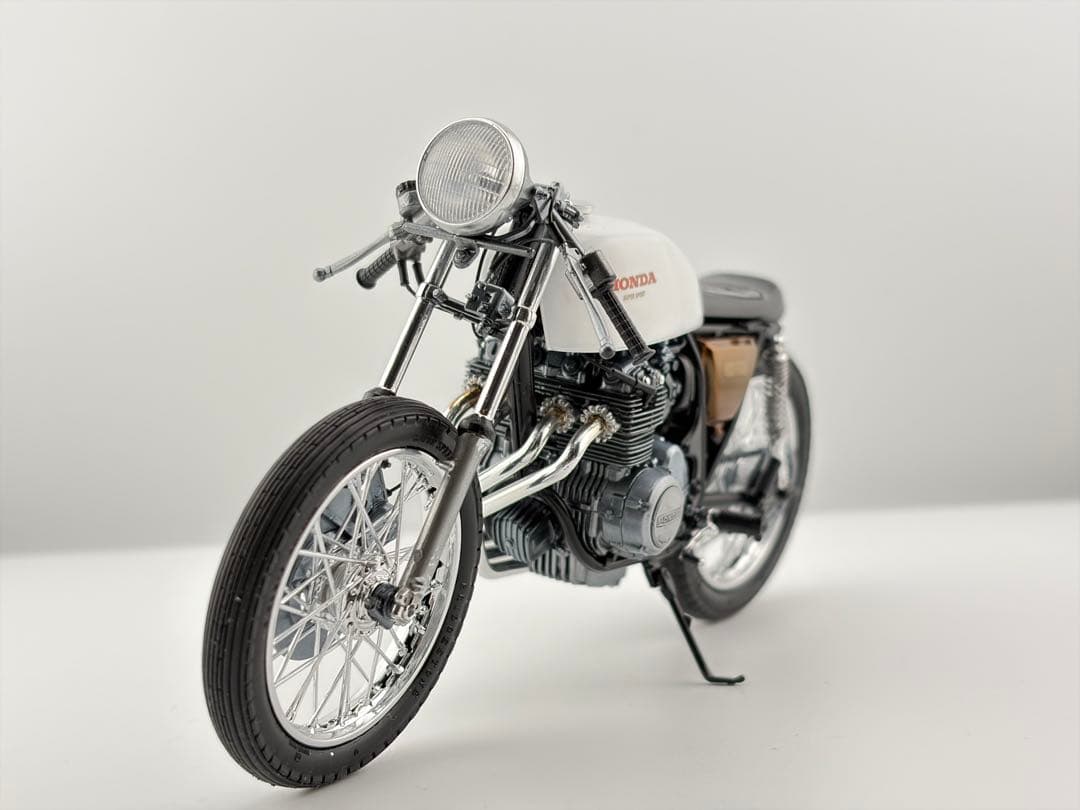 アオシマ 1/12　ホンダ CB400FOUR カスタム 塗装済 完成品