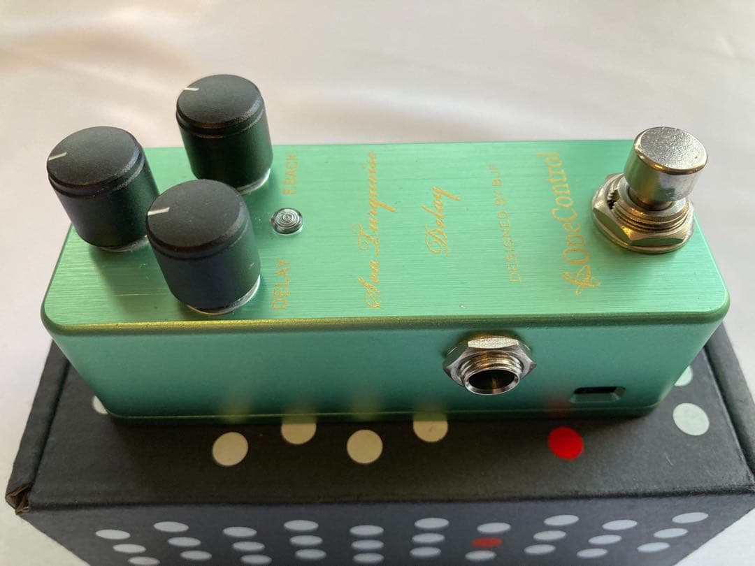 ギター OneControl Sea Turquoise Delay OC-STD