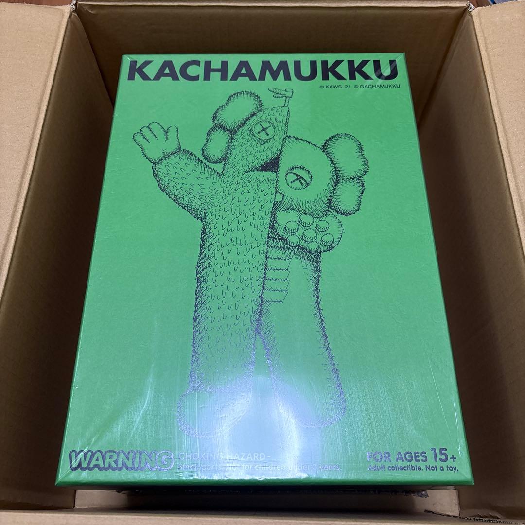 KAWS KACHAMUKKU フィギュア