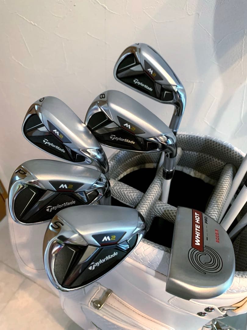 ほぼ新品未使用　テーラーメイド　M2 レディースゴルフクラブ フルセット　優しい