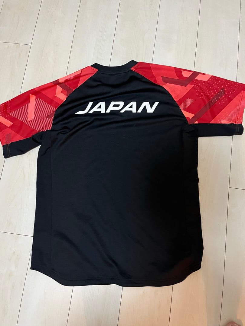 バレーボールシャツ JAPAN 赤黒　選手公式用　非売品