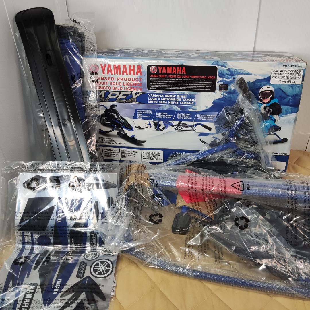 YAMAHA　APEX　スノーバイク 子供用ソリ　新品未使用