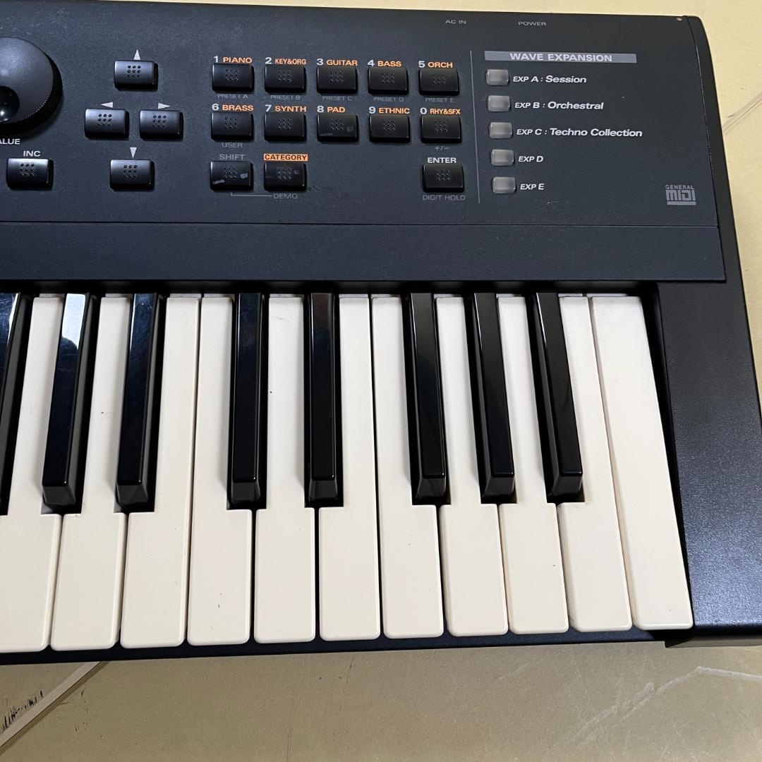 Roland XP-30 シンセサイザー 電源コード ソフトケース付属