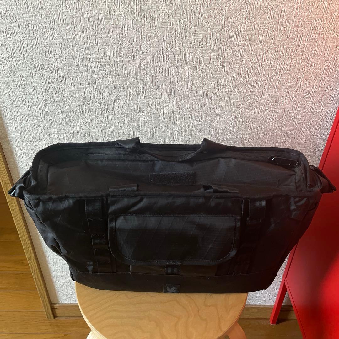 アクセサリー CHROME MIDTOWN 20L MESSENGER