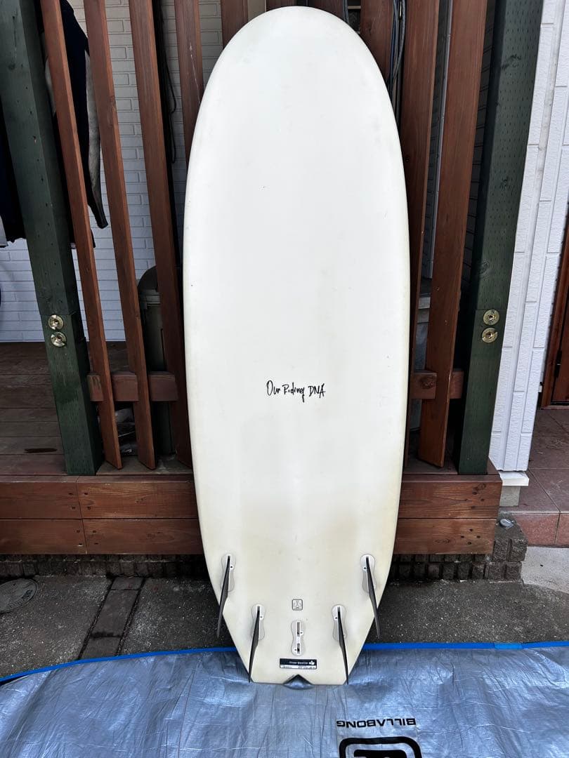 Three Weather FREELY ファンボード 5’9 5フィン 40L