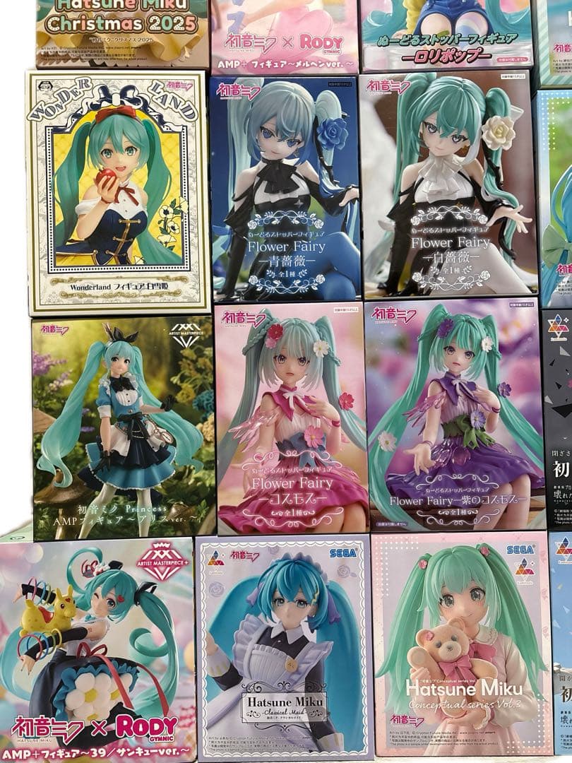初音ミク　フィギュア　まとめ売り③　22体