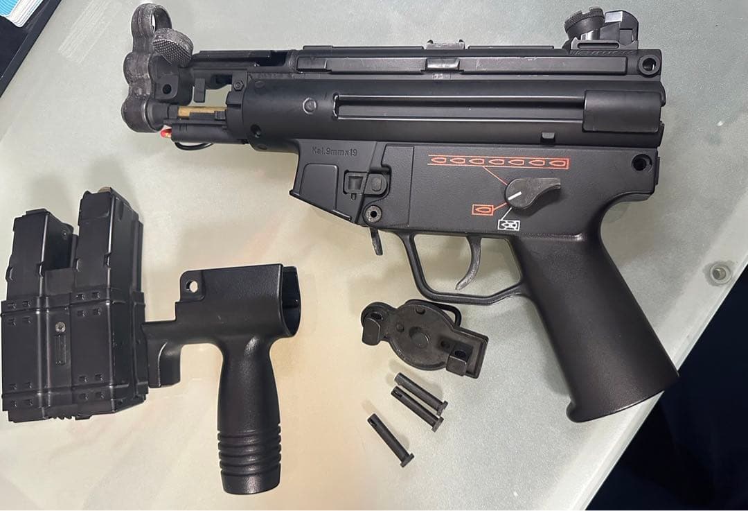 東京マルイ H&K MP5 クルツA4