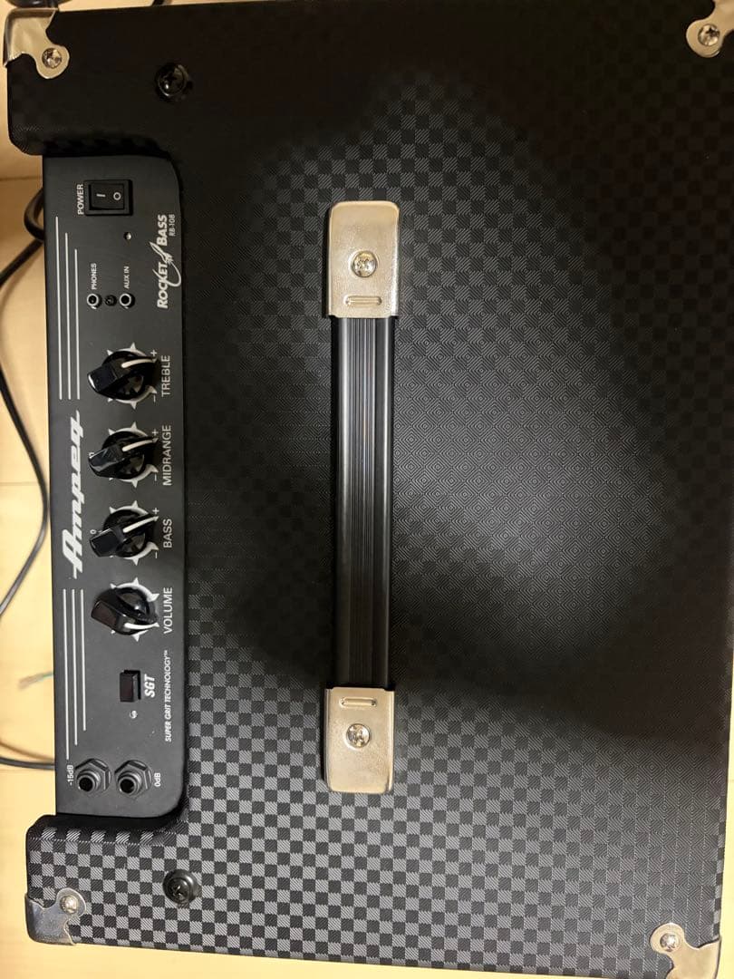 Ampeg Rocket Bass RB-108 30W 練習用ベースアンプ