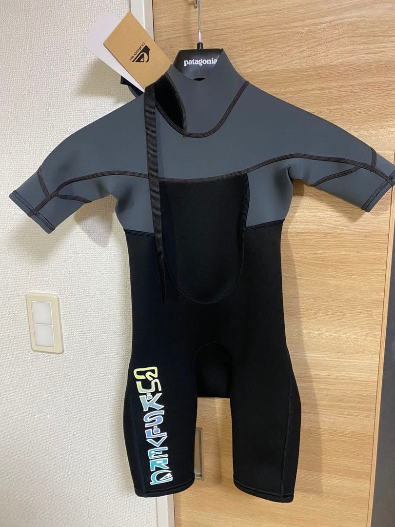 新品 QUIKSILVER クイックシルバー 子供用ウエットスーツ 120