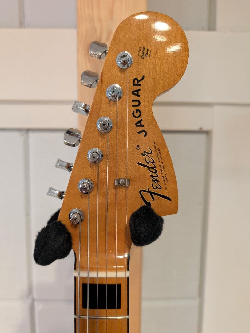 Fender Vintera II 70s Jaguar　フェンダー