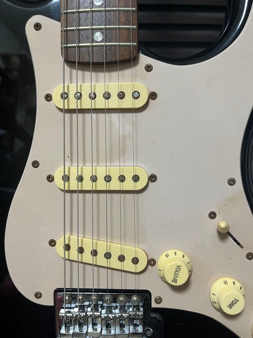 週末特別価格　Squier by Fender Affinityストラト
