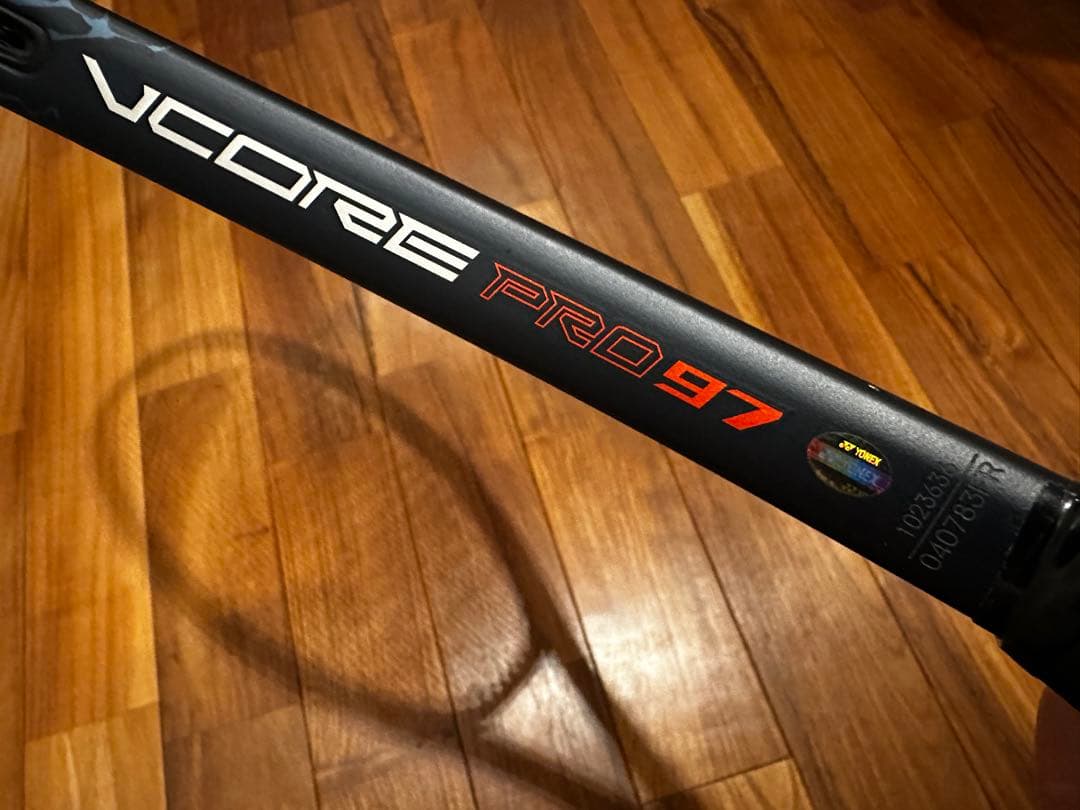 YONEX VCORE PRO 97 ヨネックス Vコア プロ
