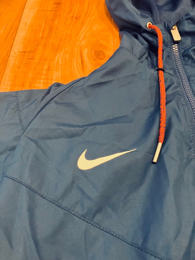 チェルシーFC Nike ナイロンジャケット 古着 フード付