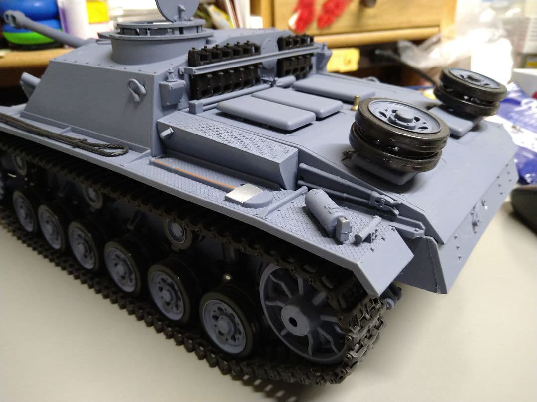 ヘンロン製 1/16 Ⅲ号突撃砲戦車　プラスチック製