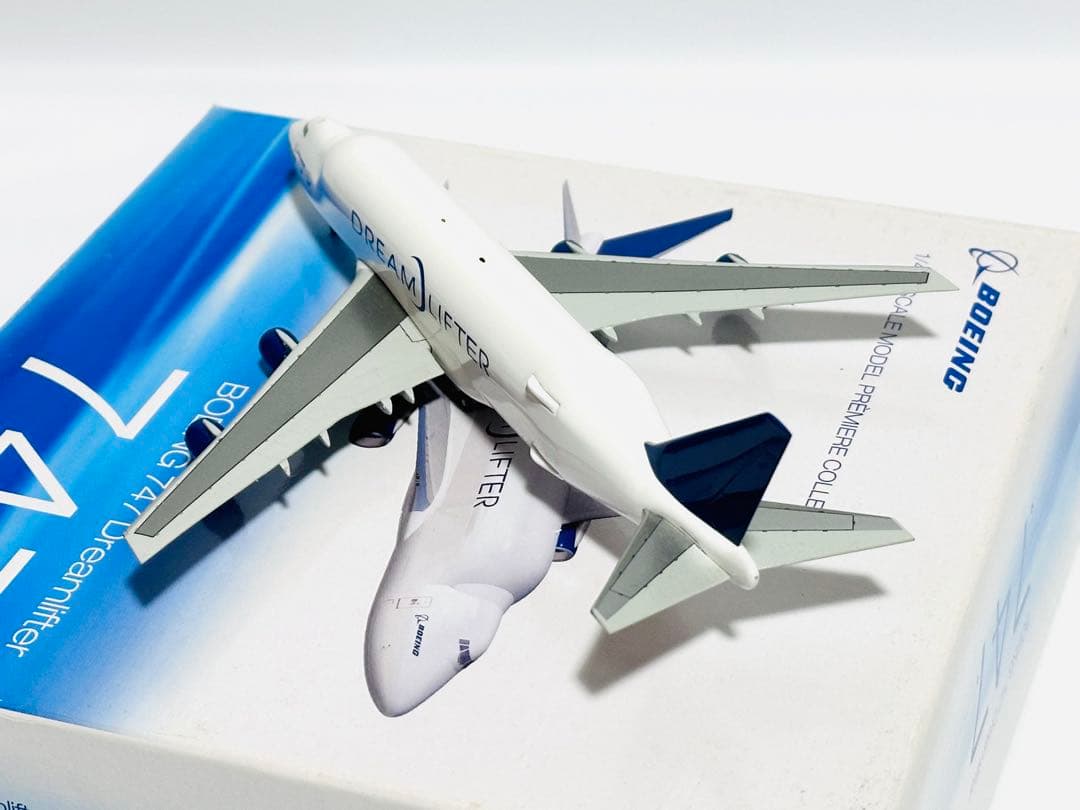 hogan 1/400 B747 LCFドリームリフター Dreamlifter