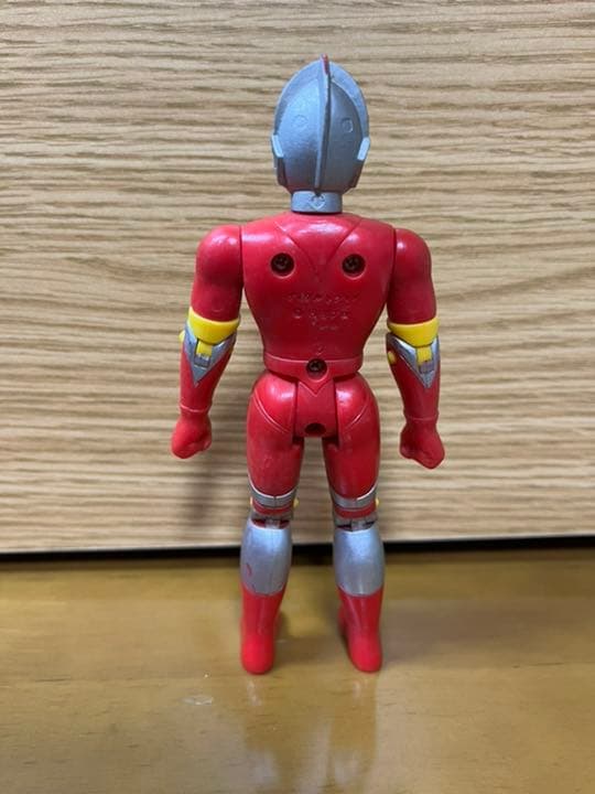 ウルトラマンジョーニアス　ザウルトラマン　フィギュア　ソフビ