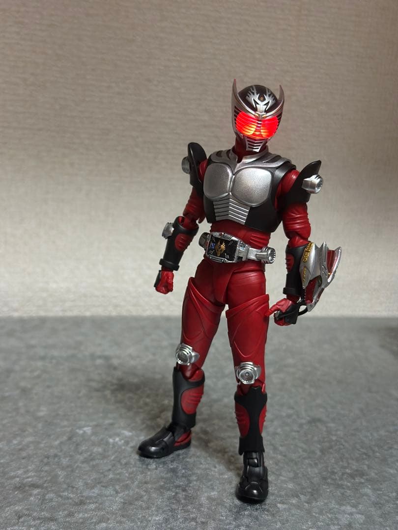 S.H.Figuarts 仮面ライダー龍騎　真骨彫製法　フィギュアーツ