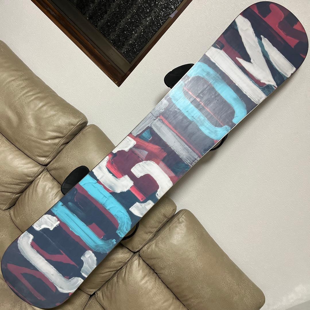 BURTON CUSTOM FV 154 × BURTON MALAVITA M