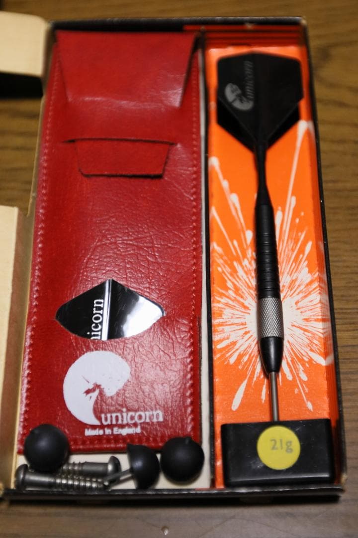 未使用品　unicorn DYNAMITE タングステンダーツセット イギリス製