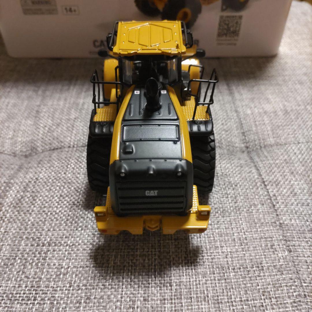 CAT 966 Wheel Loader 1:50 スケール