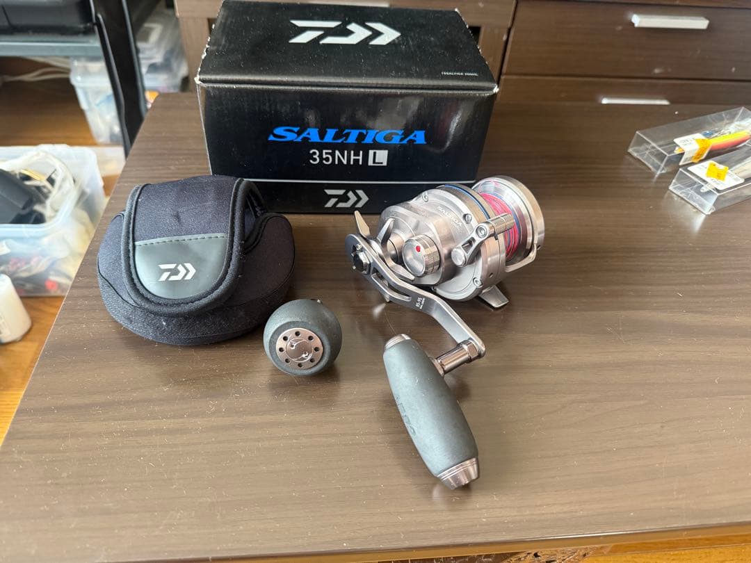 DAIWA SALTIGA 35NH L ベイトリール