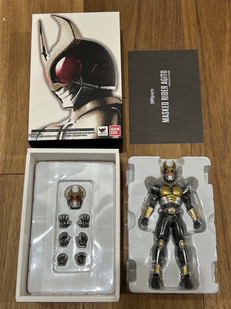 S.H.フィギュアーツ(真骨彫製法)仮面ライダーアギト グランドフォーム 開封品